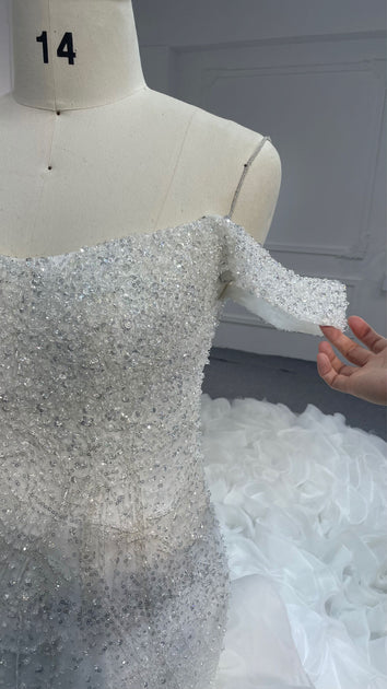 #BYG23-30 LUXURY Mermaid wedding dress with 2 meters tail- M0306A – BYG ...