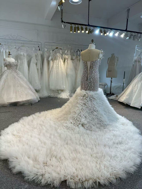 BYG25-11 GORGEOUS AND EXTREMELY HEAVY-WORK MERMAID-STYLE WEDDING DRESS ...